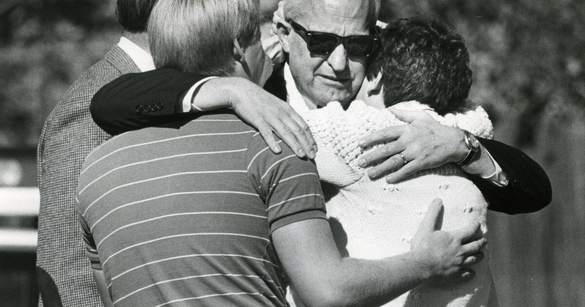 Utah entrepreneur whose wife was killed by infamous bomber Mark Hofmann ...