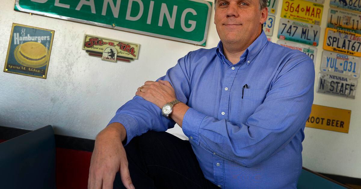 Federal judge recommends ending probation for newly elected state ...