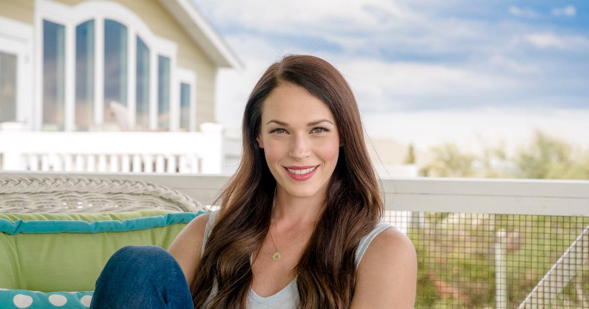 Utah-born Amanda Righetti starring in Hallmark movie ‘Love at the Shore’
