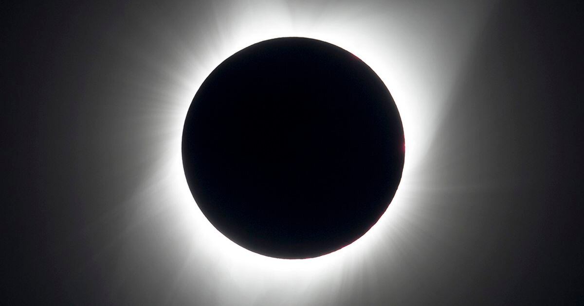 Eclipse 360: Watch the solar eclipse in an interactive 360 degree view