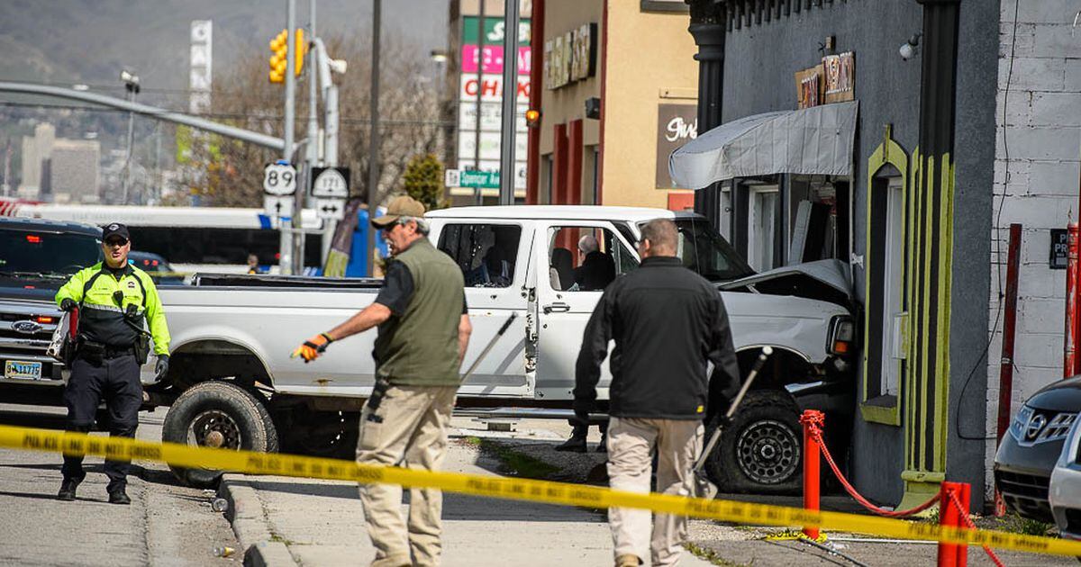 'It was like the end of the world’: Shop owner recounts robbery suspect ...