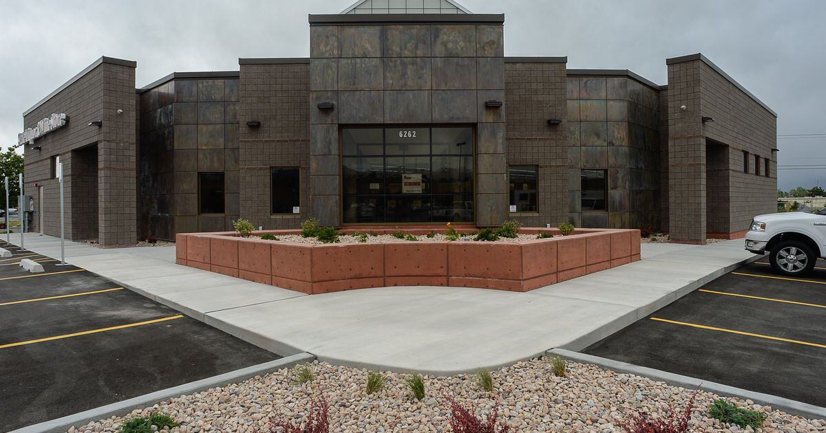 Bill that allows Utah liquor stores to be built at a quicker pace moves ...