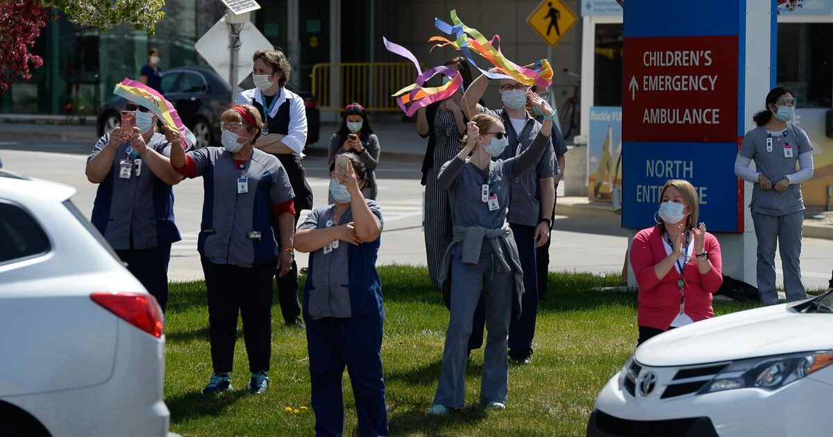 Photos: Utah’s health care workers get a big thank you from police ...