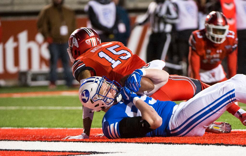 Defensive End Moves Football Clipart