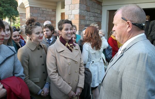 More millennial Mormons are choosing a middle way — neither all-in nor ...