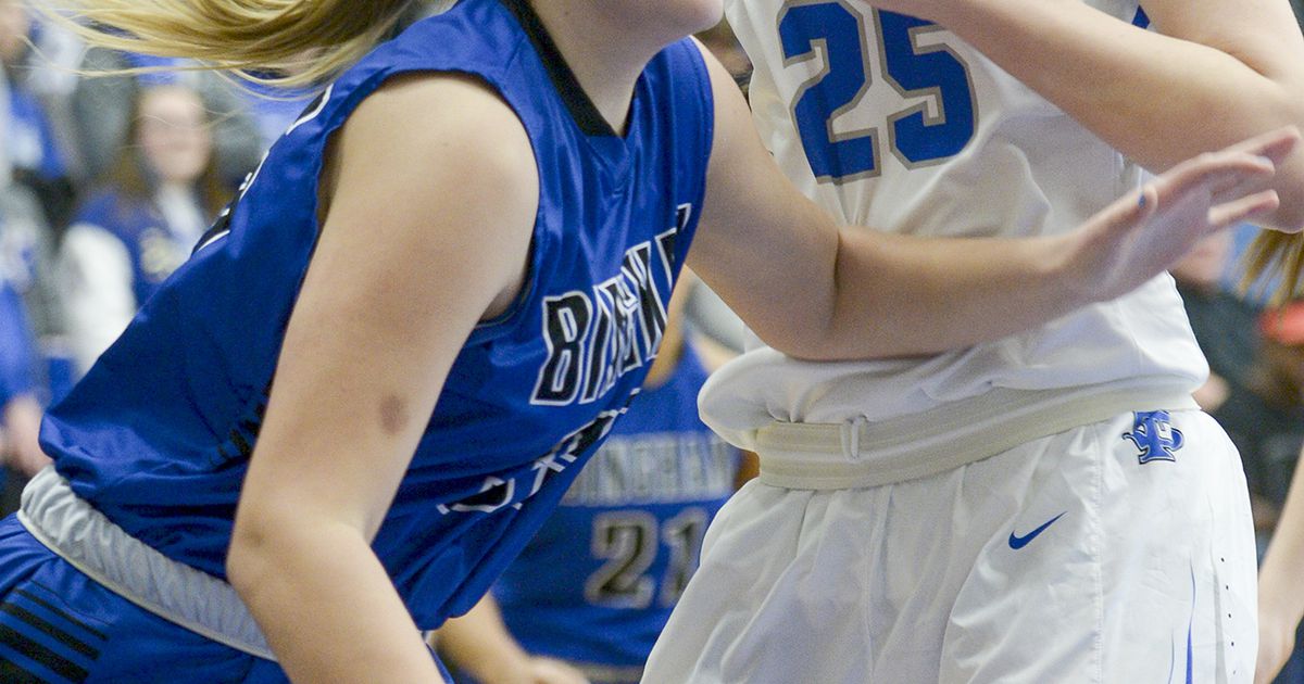 Freshman Emma Calvert fills huge shoes in Fremont's state title victory