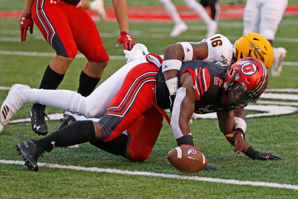 Utah’s Zack Moss makes his record-breaking run count, with a clinching ...