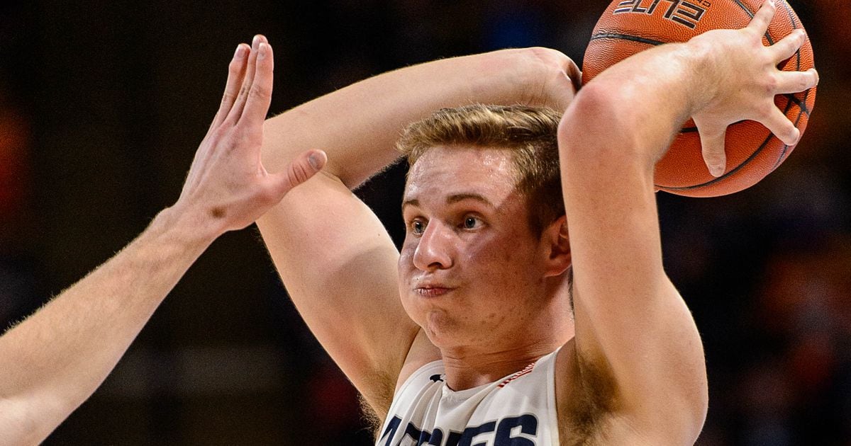 Utah State wins at Wyoming, 71-55, for first time since 1962