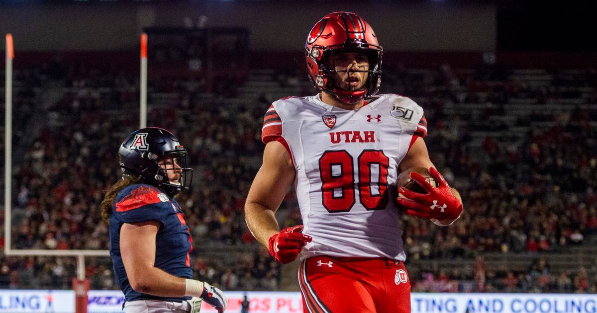 Seventh-ranked Utah dominates from start to finish, crushes Arizona 35-7