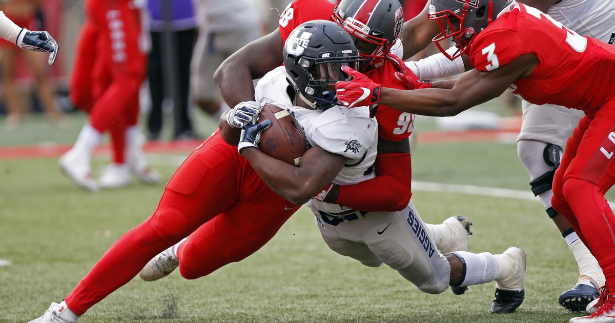 Air Force’s rushing attack creates headaches for Utah State defense