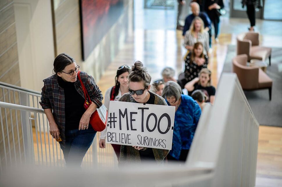 ‘A real mockery here’: During packed Utah lecture, Anita Hill ...