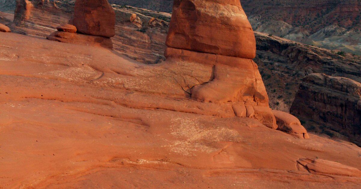 Extreme athlete Dean Potter, known for climbing Delicate Arch, dies in ...