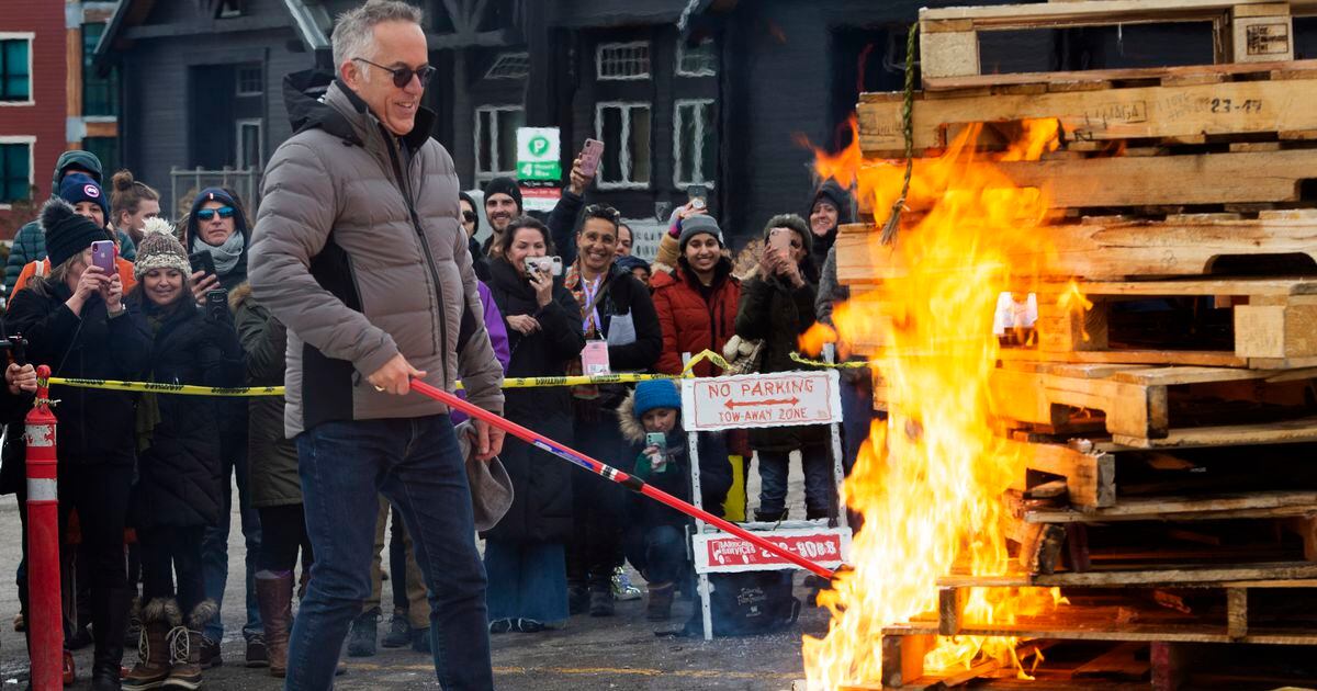 A community bonfire in Park City heats up Sundance festival’s second half