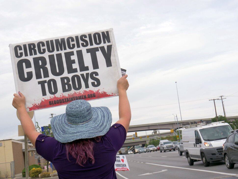 In bloodstained pants and cowboy hats, protesters take to Utah’s ...