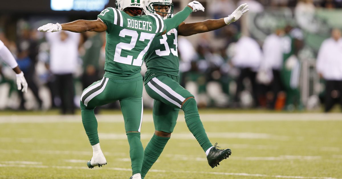 Jets' dancing defense a social media hit with smooth moves