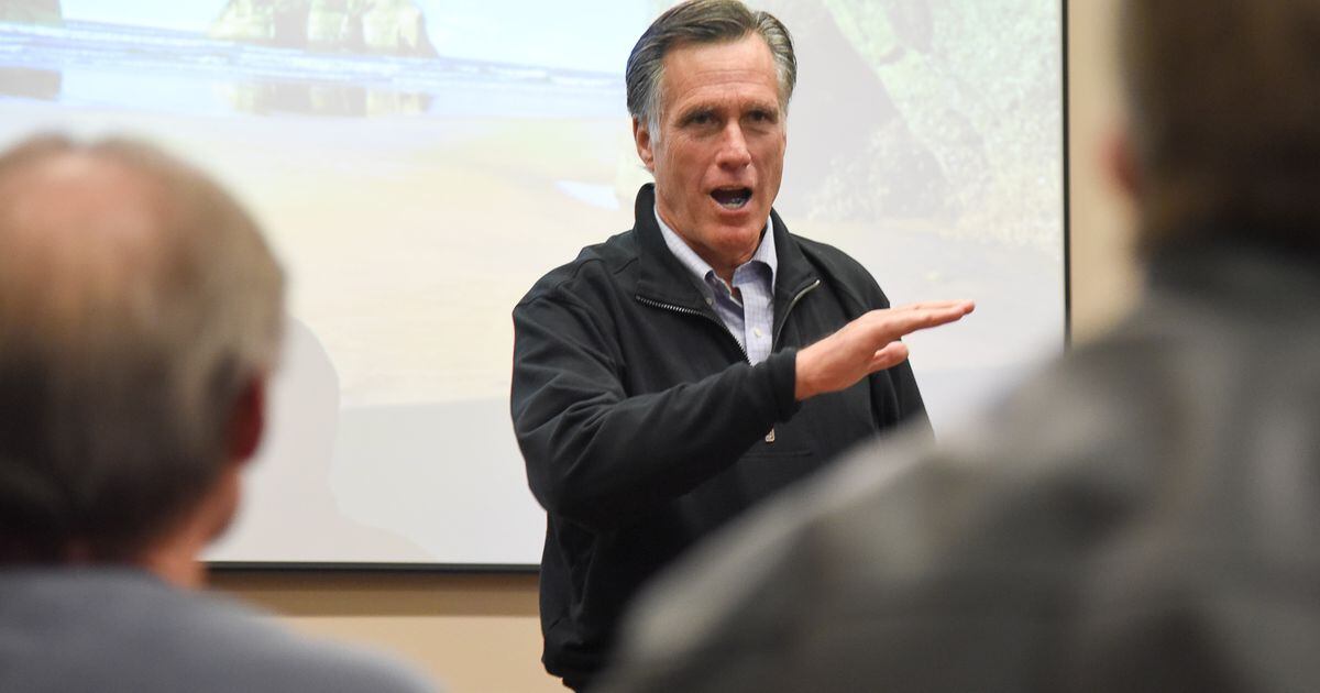 James Downie: Mitt Romney’s spine is missing in action again
