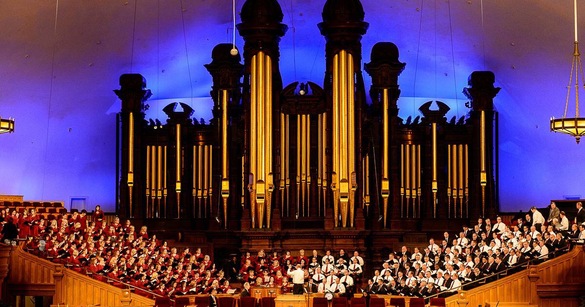 The Mormon Tabernacle Choir gets a gay conductor — on one night
