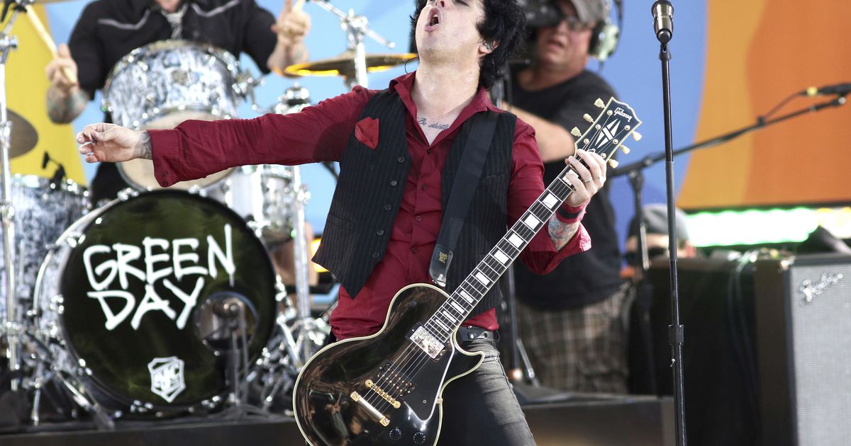 Monday's a 'Holiday' with Green Day in town