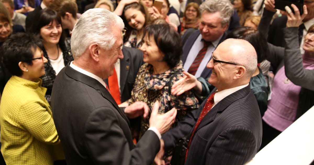 Promised temple is coming, visiting apostle Dieter Uchtdorf tells ...