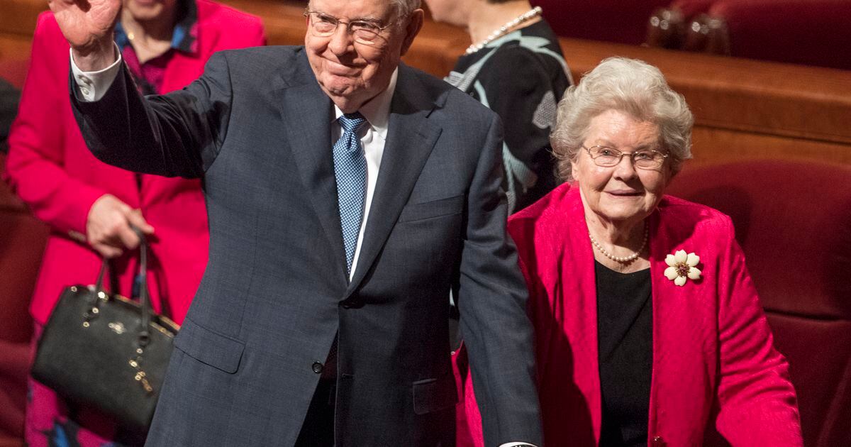 Barbara Ballard, wife of Mormon apostle, dies at 86