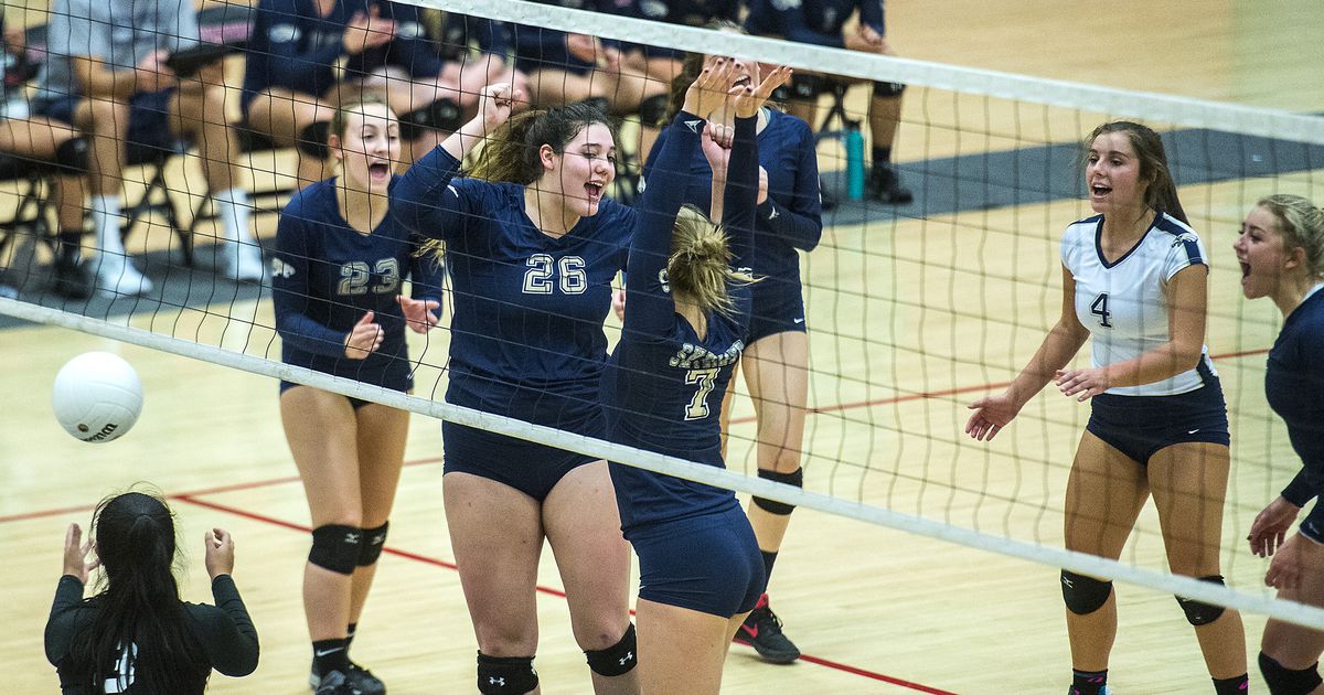 Prep volleyball: Skyline stays perfect in region with sweep of West