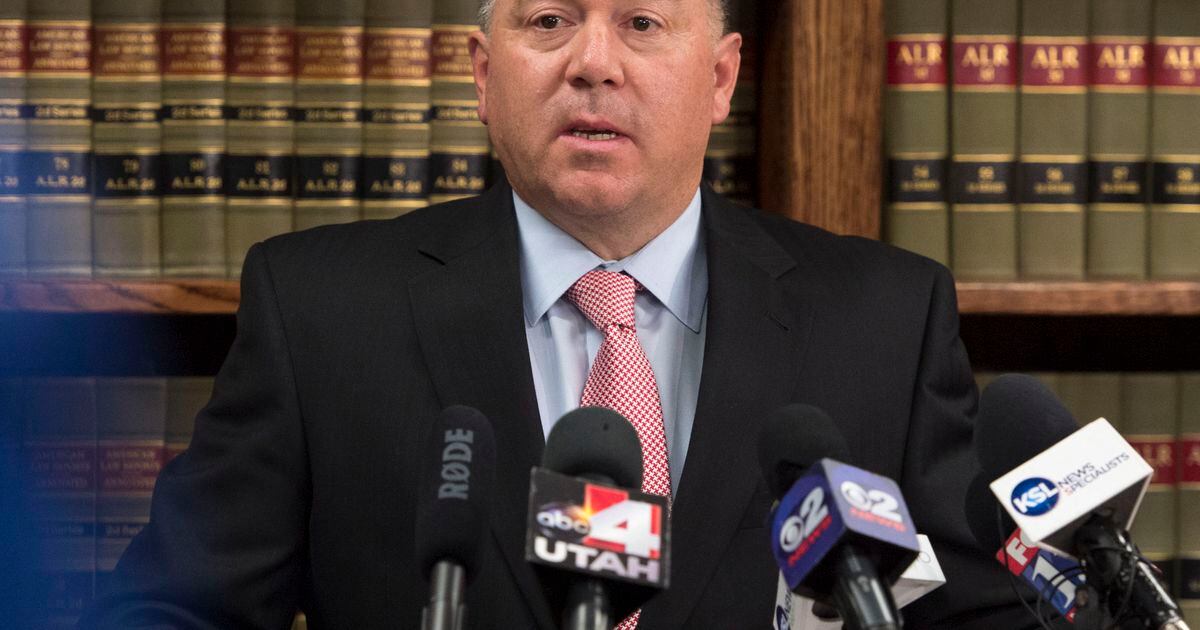 Investigation: Officers justified in killing Darrien Hunt