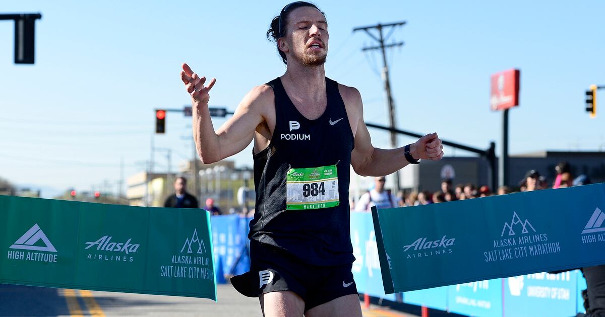 First time’s a charm for former BYU runner Travis Fuller in Salt Lake ...