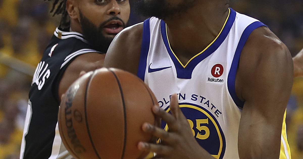 Kevin Durant, defending champ Warriors get defensive, beat Spurs
