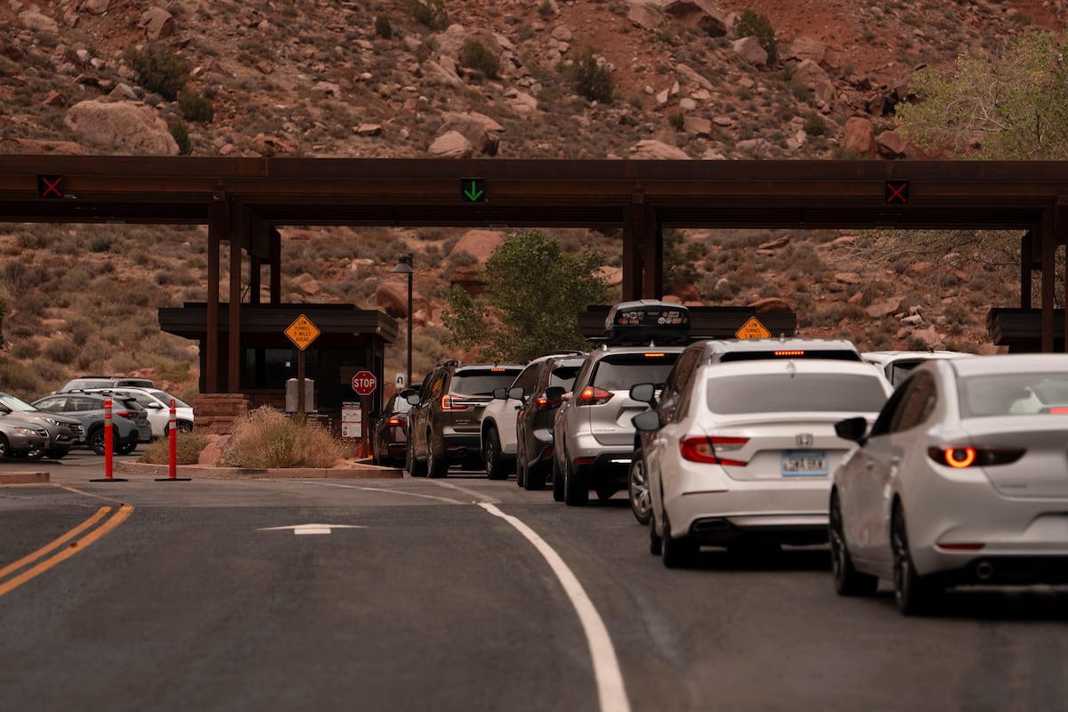 Letter: Utah’s leaders object to a reservation system for Zion. Perhaps ...