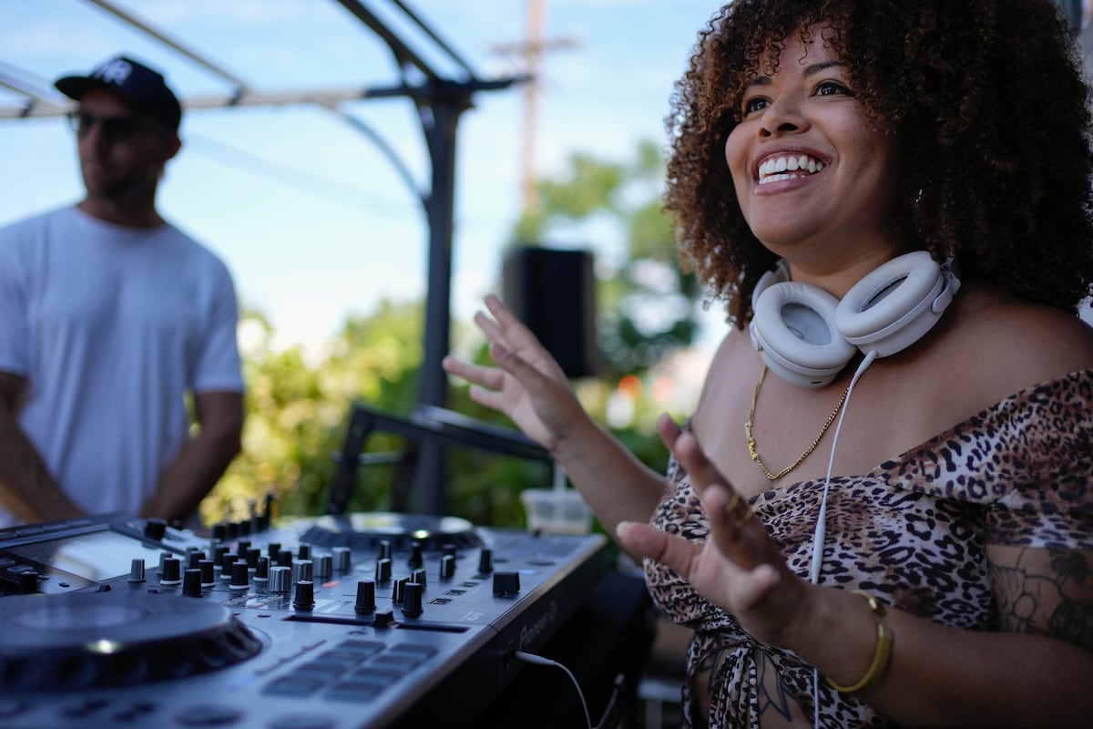 Utah DJ duo takes live music to coffee shops with Breakfast Blend