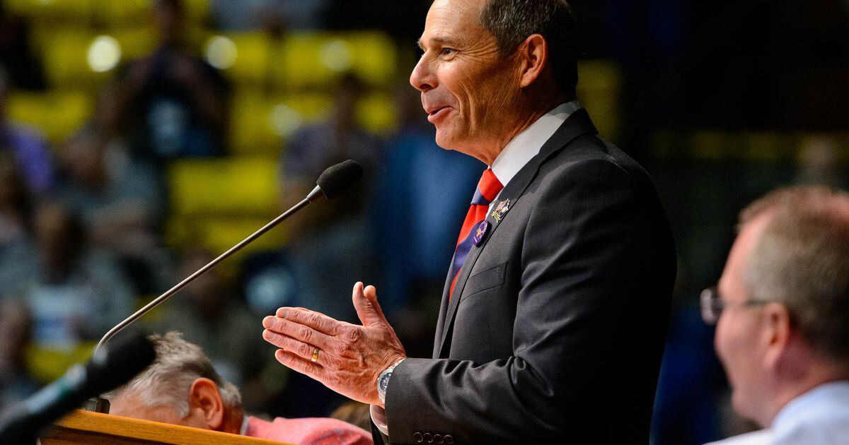 Utah Rep. John Curtis introduces measure to open impeachment ...